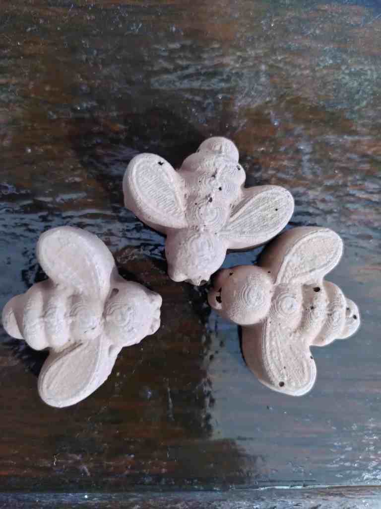 Bee bomb making - Sustainable St Albans